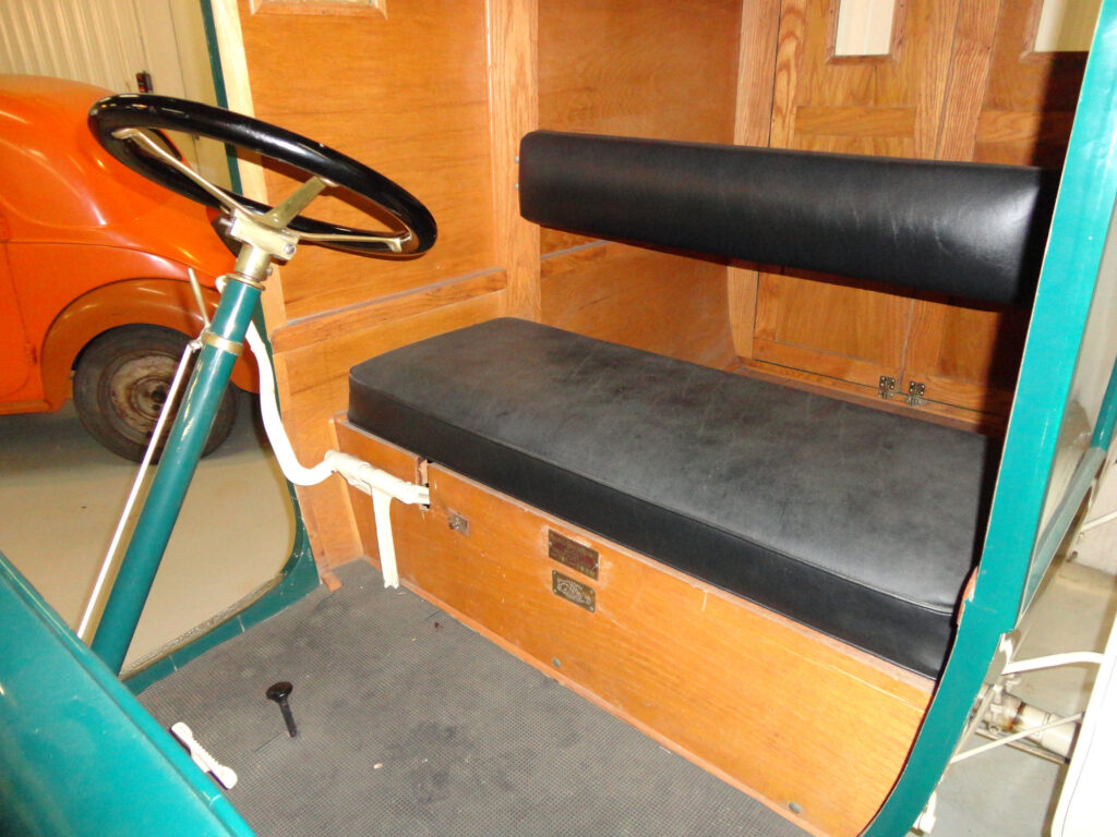 Maxwell Delivery Truck | Vintage Motors of Sarasota Inc.