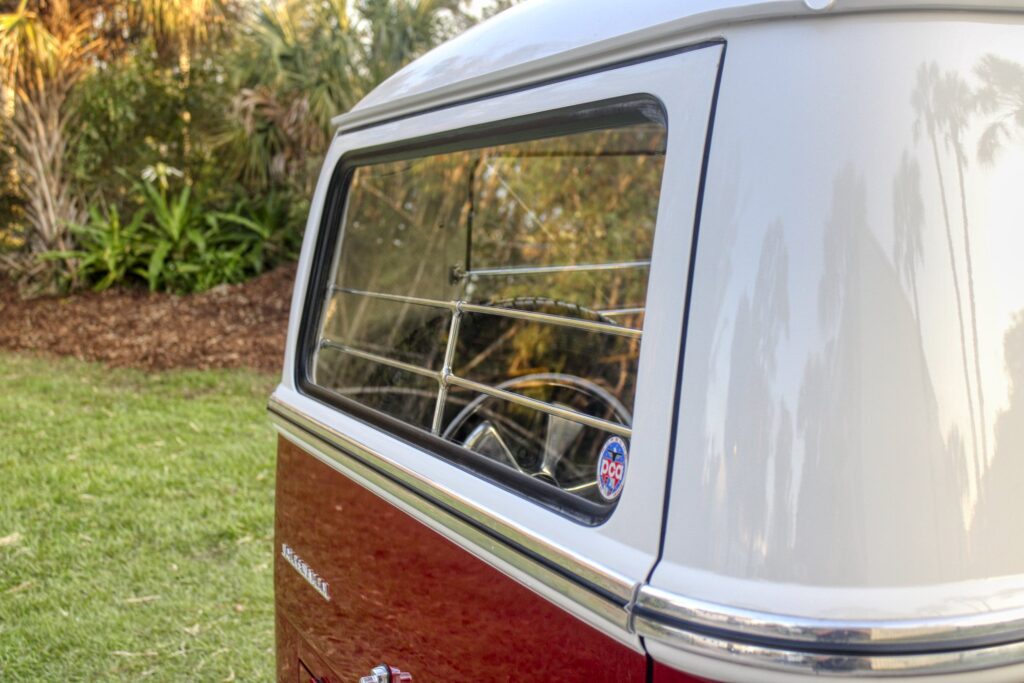 VOLKSWAGEN TYPE II 21-WINDOW BUS | Vintage Motors of Sarasota Inc.