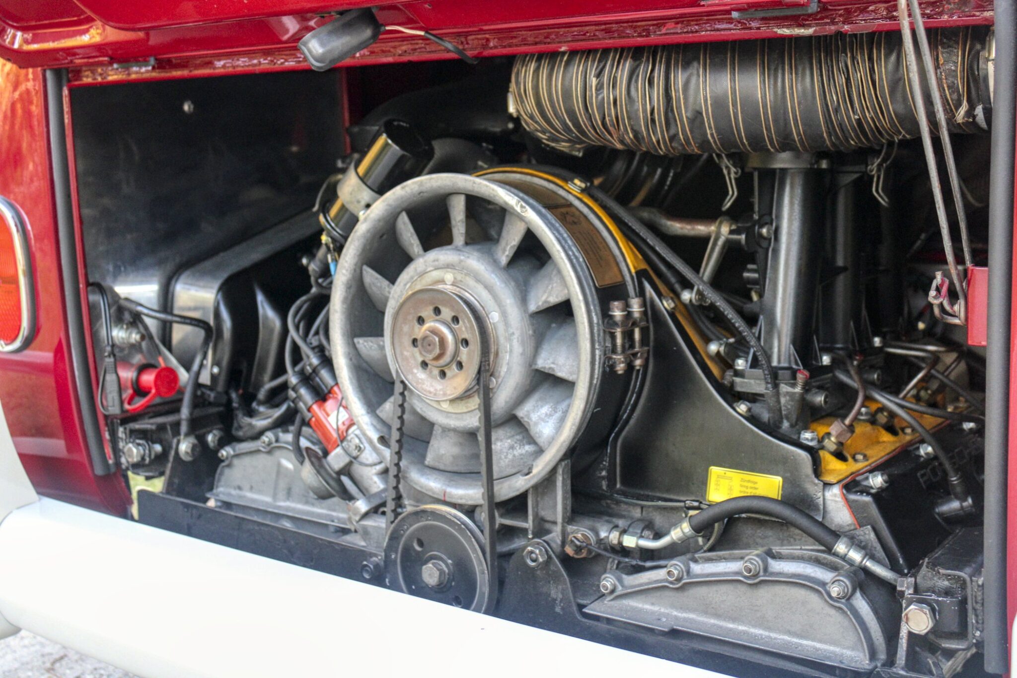 VOLKSWAGEN TYPE II 21-WINDOW BUS | Vintage Motors of Sarasota Inc.