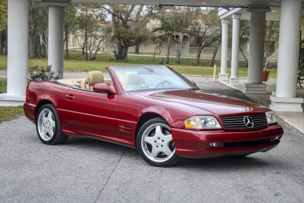 2001 Mercedes Benz SL500 | Vintage Motors of Sarasota Inc.