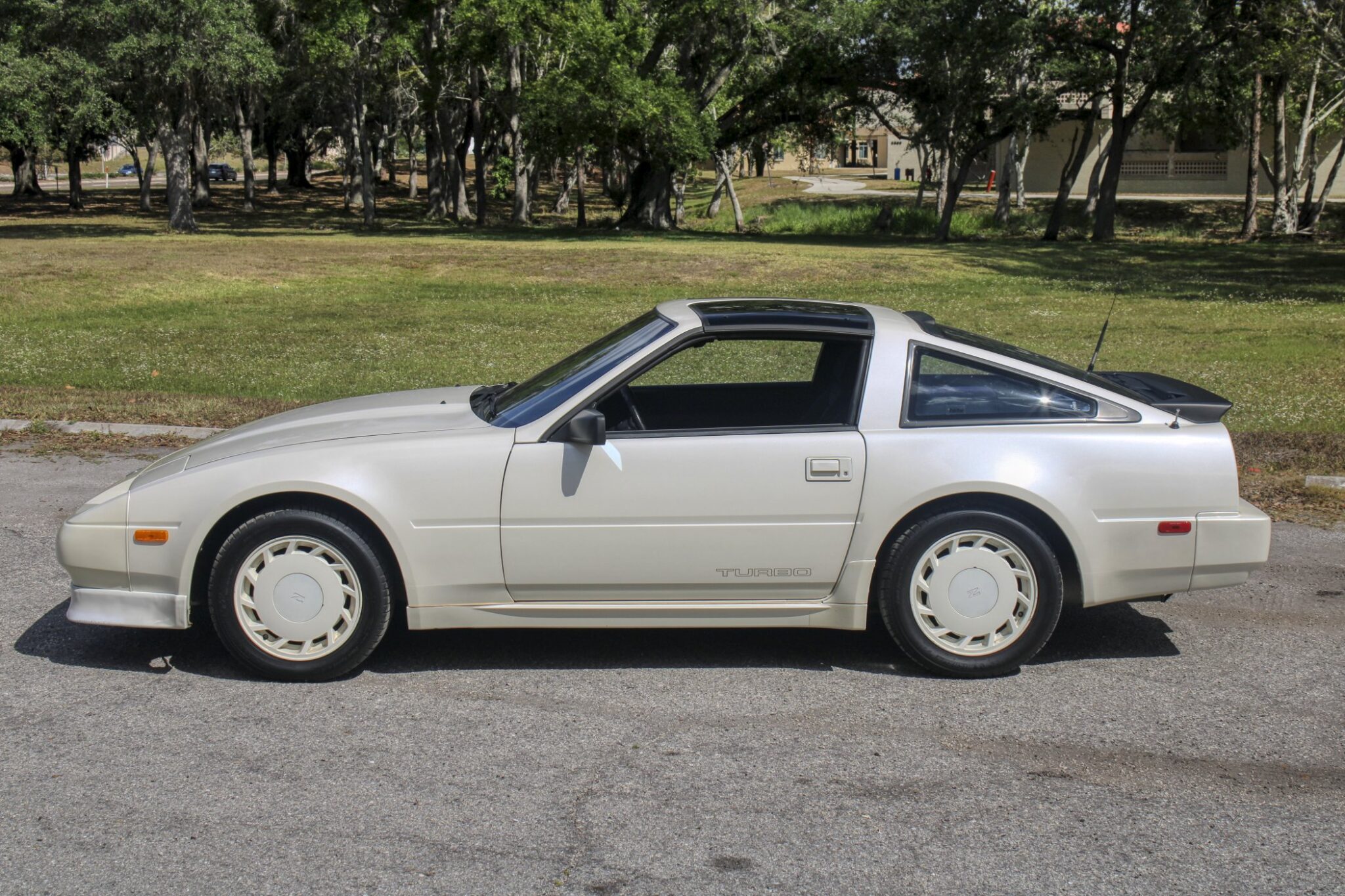 Nissan 300ZX Shiro Special | Vintage Motors of Sarasota Inc.