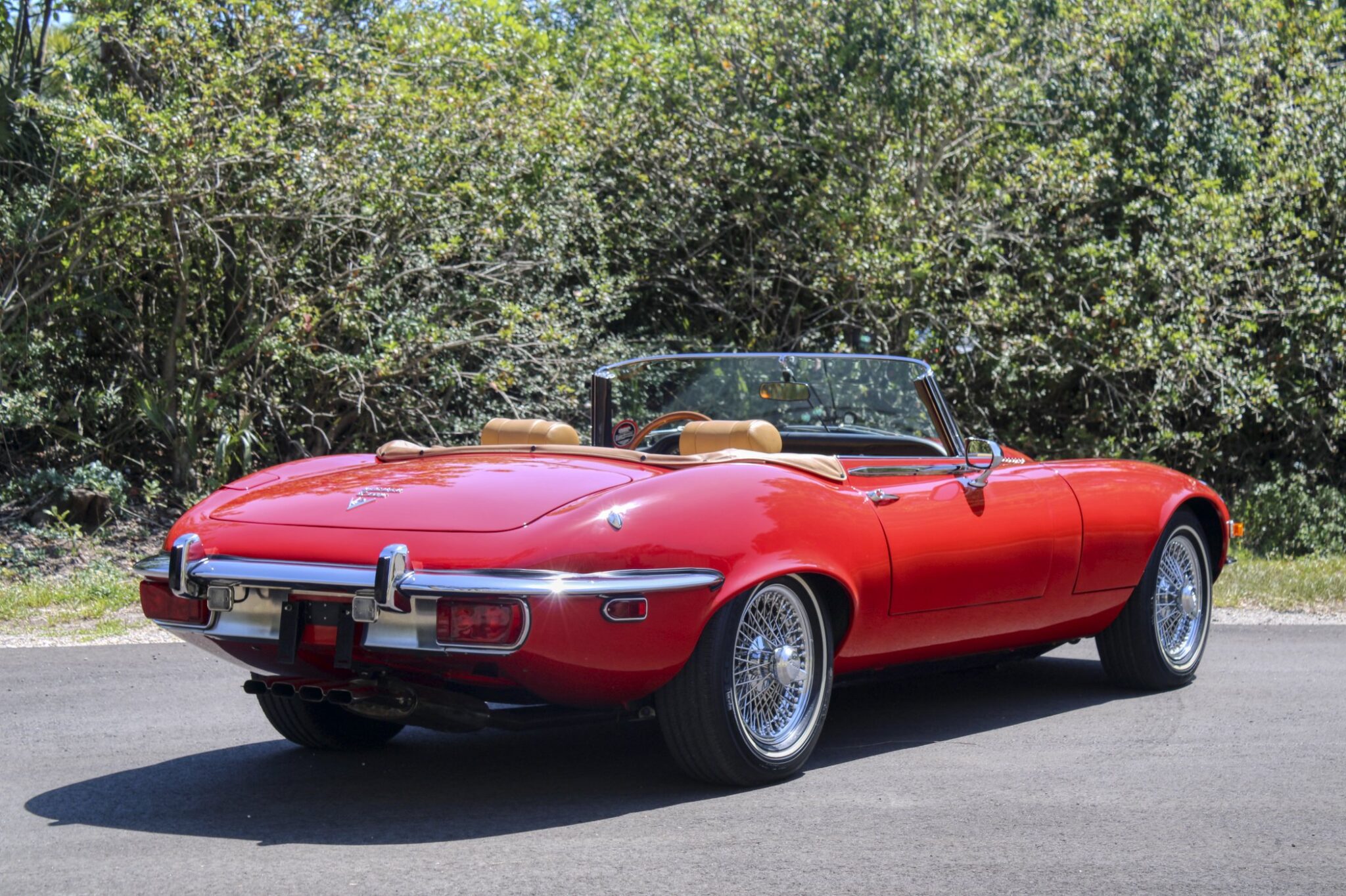 Jaguar E-Type Series 3 V-12 Roadster SOLD | Vintage Motors of Sarasota Inc.